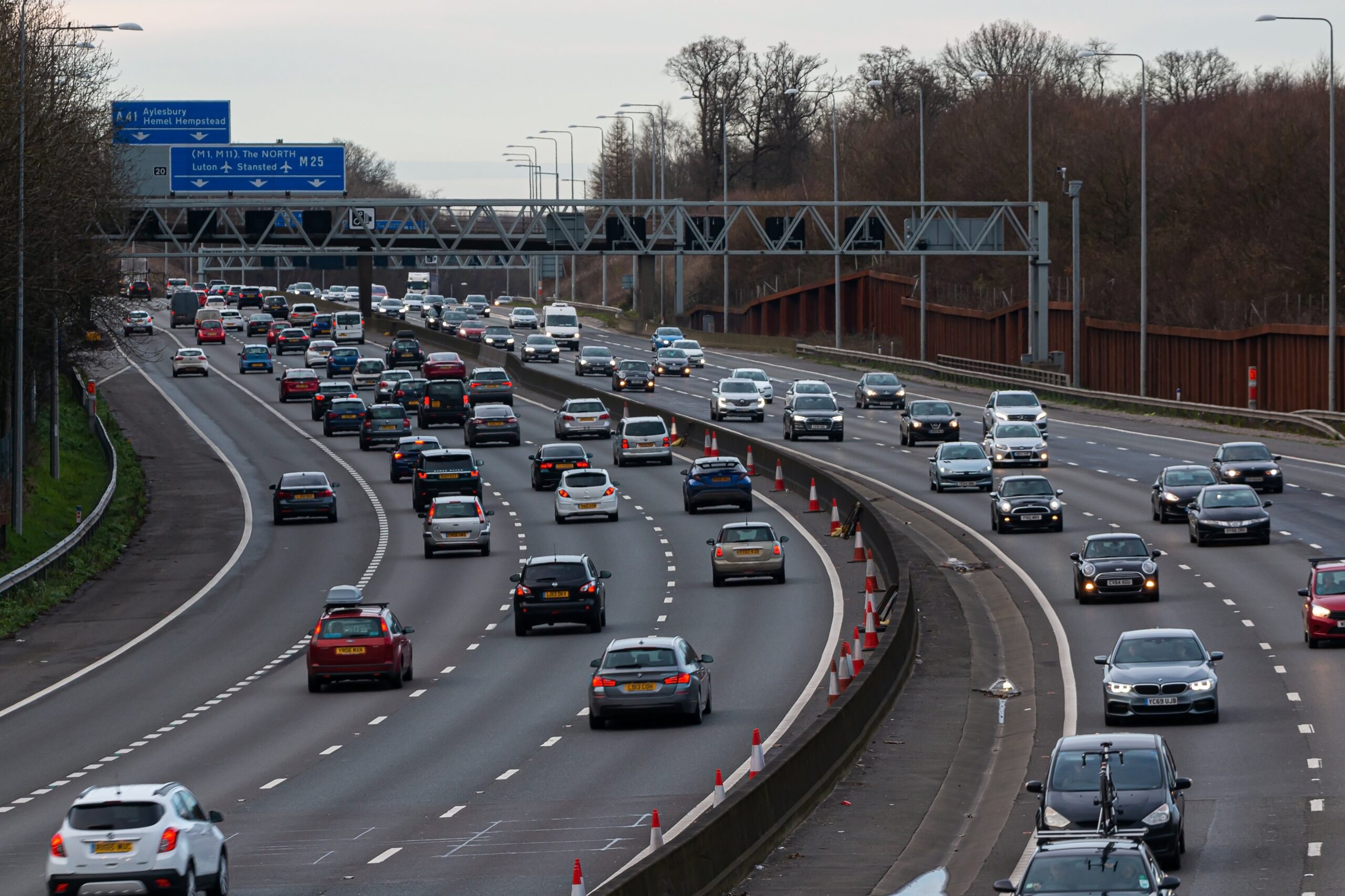 M6 Traffic: Current Conditions and Important Safety Tips - newstalk1510am