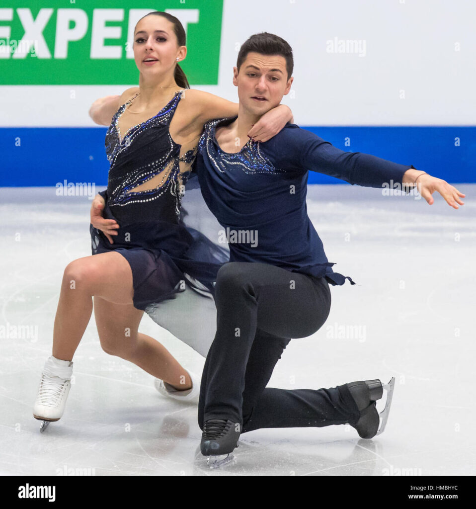 Lilah Fear and Lewis Gibson: Rising Stars of Ice D...